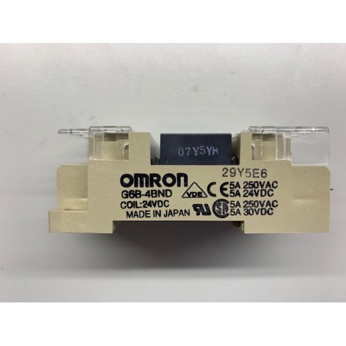 Omron G6B-4BND Relay Base and 4 x G6B-1114P-FD-US Relay